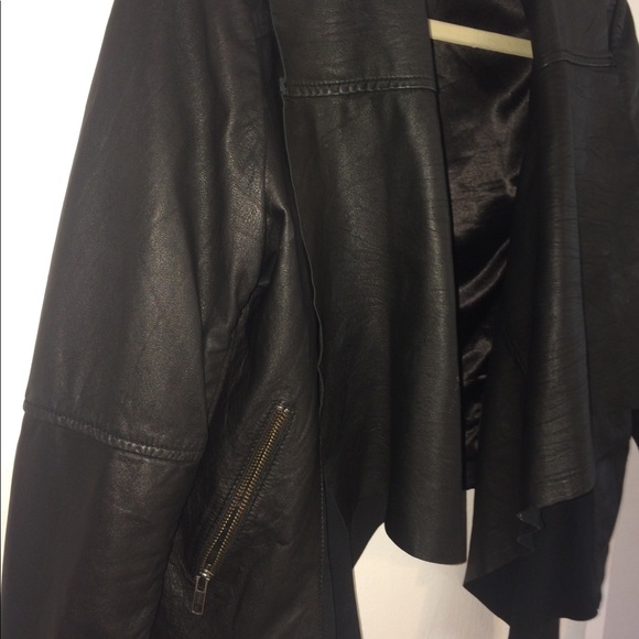 Sen | Jackets & Coats | Versatile Real Leather Jacket From Sen Brand ...